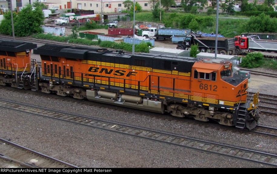 BNSF 6812